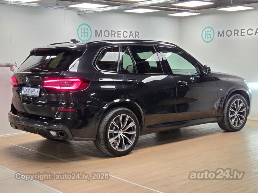 Melns BMW X5 2021 Tallina, ar dzinēja tilpumu 3.00 L un nobraukumu 203 tūkst. km par 39900 €, foto 5 vietnē AUTOMOTO.COM.LV