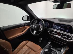 Melns BMW X5 2021 Tallina, ar dzinēja tilpumu 3.00 L un nobraukumu 203 tūkst. km par 39900 €, foto 14 vietnē AUTOMOTO.COM.LV