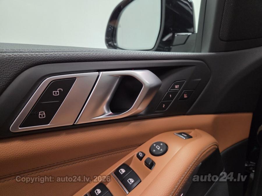 Melns BMW X5 2021 Tallina, ar dzinēja tilpumu 3.00 L un nobraukumu 203 tūkst. km par 39900 €, foto 17 vietnē AUTOMOTO.COM.LV
