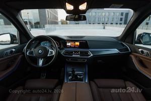Melns BMW X5 2022 Tallina, ar dzinēja tilpumu 3.00 L un nobraukumu 133 tūkst. km par 62000 €, foto 8 vietnē AUTOMOTO.COM.LV
