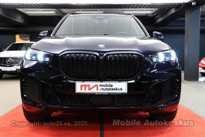 Black BMW X5 2023 in Tallinn, with an engine capacity of 3.00 L and mileage of 92 thousand km for 74995 €, photo 28 on AUTOMOTO.COM.LV