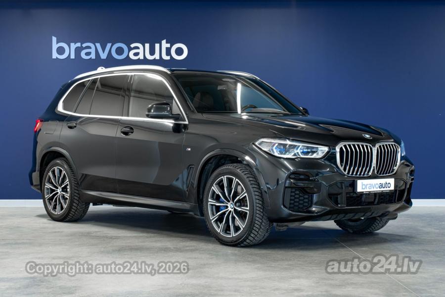 Melns BMW X5 2023 Tallina, ar dzinēja tilpumu 3.00 L un nobraukumu 82 tūkst. km par 64900 €, foto 3 vietnē AUTOMOTO.COM.LV