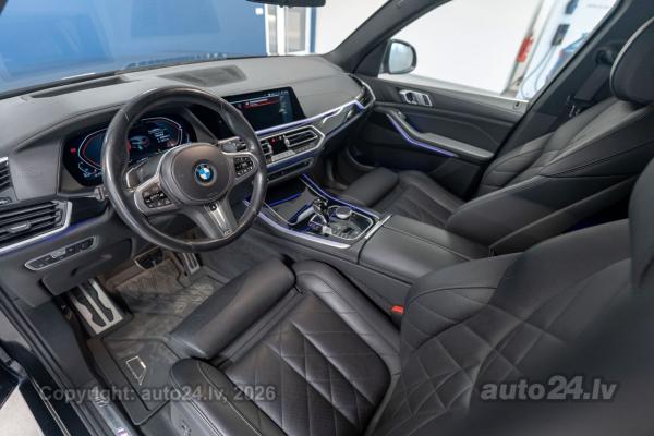 Melns BMW X5 2023 Tallina, ar dzinēja tilpumu 3.00 L un nobraukumu 82 tūkst. km par 64900 €, foto 6 vietnē AUTOMOTO.COM.LV