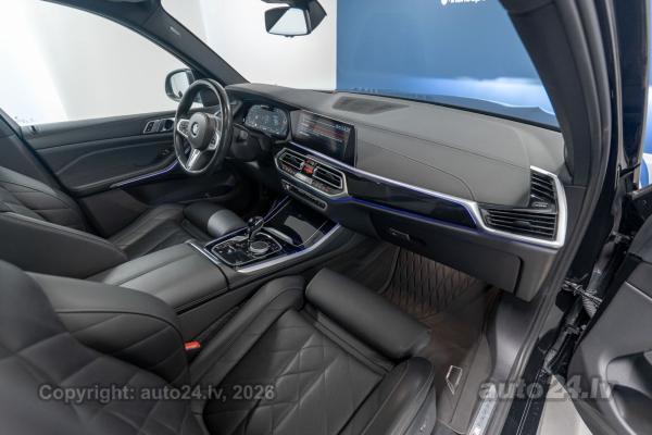 Melns BMW X5 2023 Tallina, ar dzinēja tilpumu 3.00 L un nobraukumu 82 tūkst. km par 64900 €, foto 7 vietnē AUTOMOTO.COM.LV