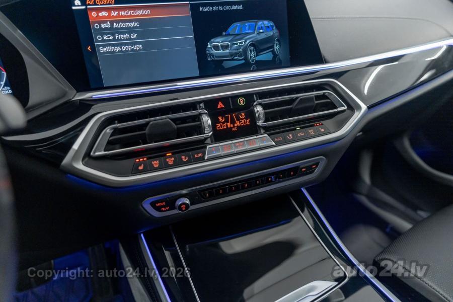 Melns BMW X5 2023 Tallina, ar dzinēja tilpumu 3.00 L un nobraukumu 82 tūkst. km par 64900 €, foto 16 vietnē AUTOMOTO.COM.LV