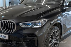 Melns BMW X5 2023 Tallina, ar dzinēja tilpumu 3.00 L un nobraukumu 82 tūkst. km par 64900 €, foto 22 vietnē AUTOMOTO.COM.LV