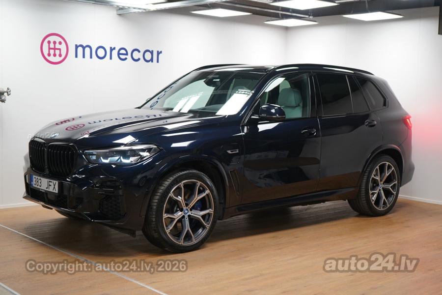 Melns BMW X5 2023 Tallina, ar dzinēja tilpumu 3.00 L un nobraukumu 58 tūkst. km par 69900 €, foto 1 vietnē AUTOMOTO.COM.LV