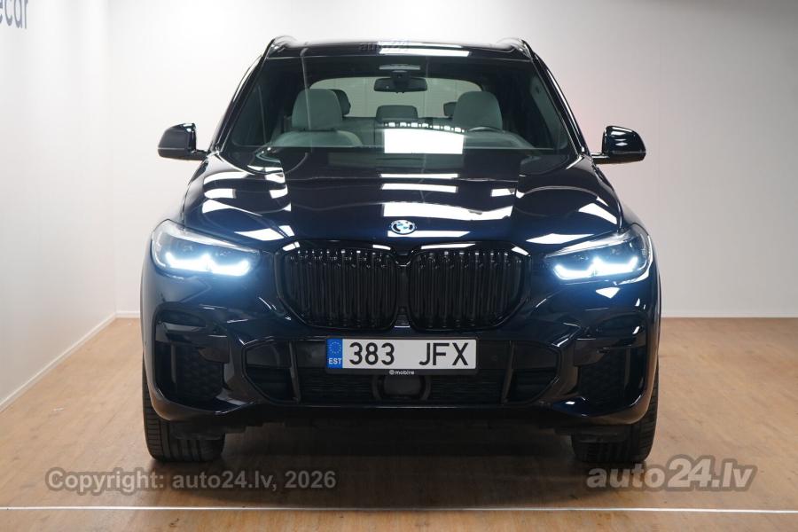 Melns BMW X5 2023 Tallina, ar dzinēja tilpumu 3.00 L un nobraukumu 58 tūkst. km par 69900 €, foto 3 vietnē AUTOMOTO.COM.LV