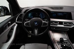 Melns BMW X5 2023 Tallina, ar dzinēja tilpumu 3.00 L un nobraukumu 58 tūkst. km par 69900 €, foto 15 vietnē AUTOMOTO.COM.LV