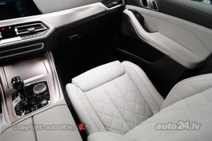 Melns BMW X5 2023 Tallina, ar dzinēja tilpumu 3.00 L un nobraukumu 58 tūkst. km par 69900 €, foto 18 vietnē AUTOMOTO.COM.LV