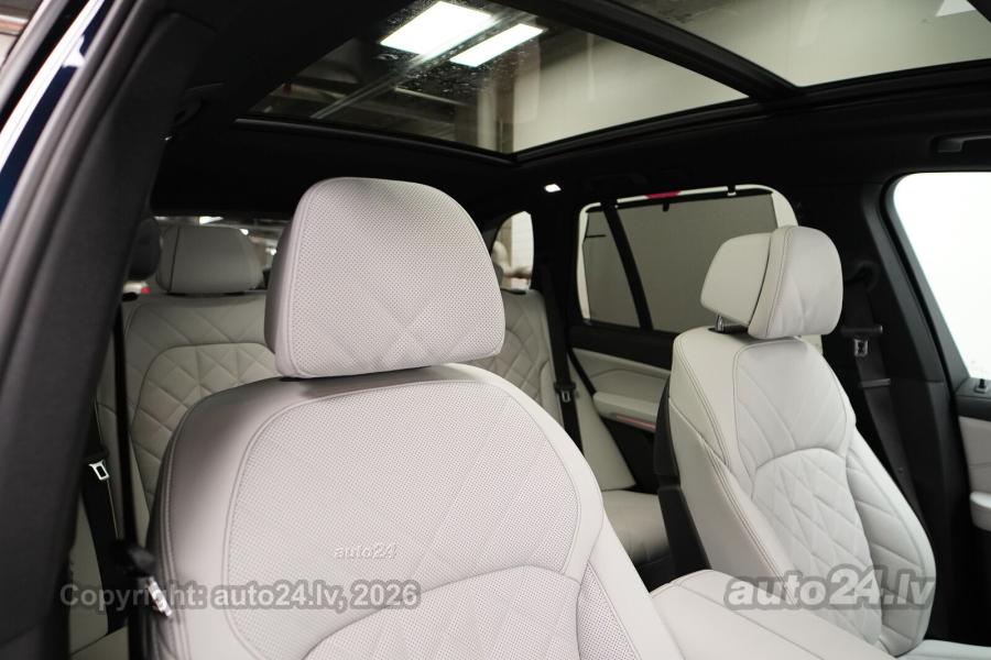 Melns BMW X5 2023 Tallina, ar dzinēja tilpumu 3.00 L un nobraukumu 58 tūkst. km par 69900 €, foto 20 vietnē AUTOMOTO.COM.LV