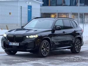 Black BMW X5 2024 in Tallinn, with an engine capacity of 3.00 L and mileage of 45 thousand km for 79000 €, photo 17 on AUTOMOTO.COM.LV