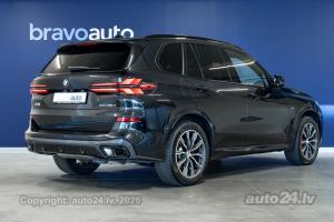 Melns BMW X5 2024 Tallina, ar dzinēja tilpumu 0.00 L un nobraukumu 38 tūkst. km par 76900 €, foto 4 vietnē AUTOMOTO.COM.LV