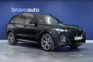 Melns BMW X5 2026 Tallina, ar dzinēja tilpumu 3.00 L un nobraukumu 1 tūkst. km par 97038 €, foto 3 vietnē AUTOMOTO.COM.LV