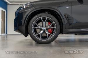 Melns BMW X5 2026 Tallina, ar dzinēja tilpumu 3.00 L un nobraukumu 1 tūkst. km par 97038 €, foto 8 vietnē AUTOMOTO.COM.LV