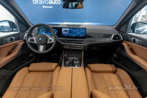 Melns BMW X5 2026 Tallina, ar dzinēja tilpumu 3.00 L un nobraukumu 1 tūkst. km par 97038 €, foto 11 vietnē AUTOMOTO.COM.LV