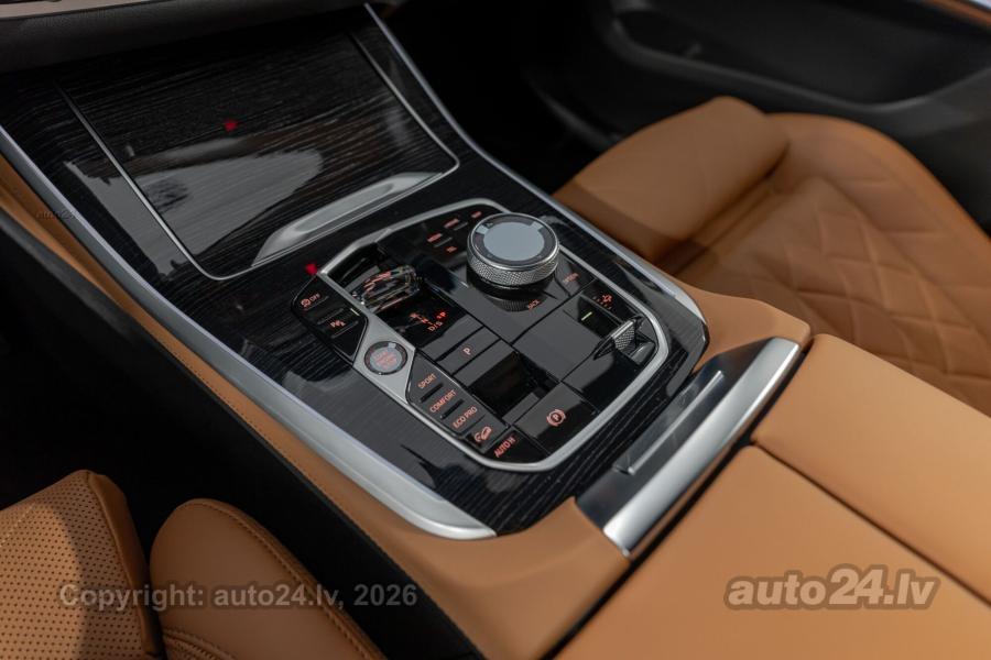 Melns BMW X5 2026 Tallina, ar dzinēja tilpumu 3.00 L un nobraukumu 1 tūkst. km par 97038 €, foto 15 vietnē AUTOMOTO.COM.LV