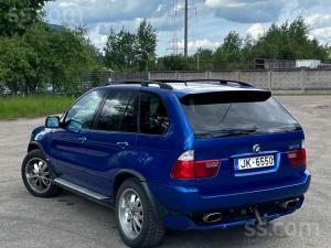 Blue BMW X5 2000 in Riga, with an engine capacity of 4.40 L and mileage of 236 thousand km for 3800 €, photo 6 on AUTOMOTO.COM.LV