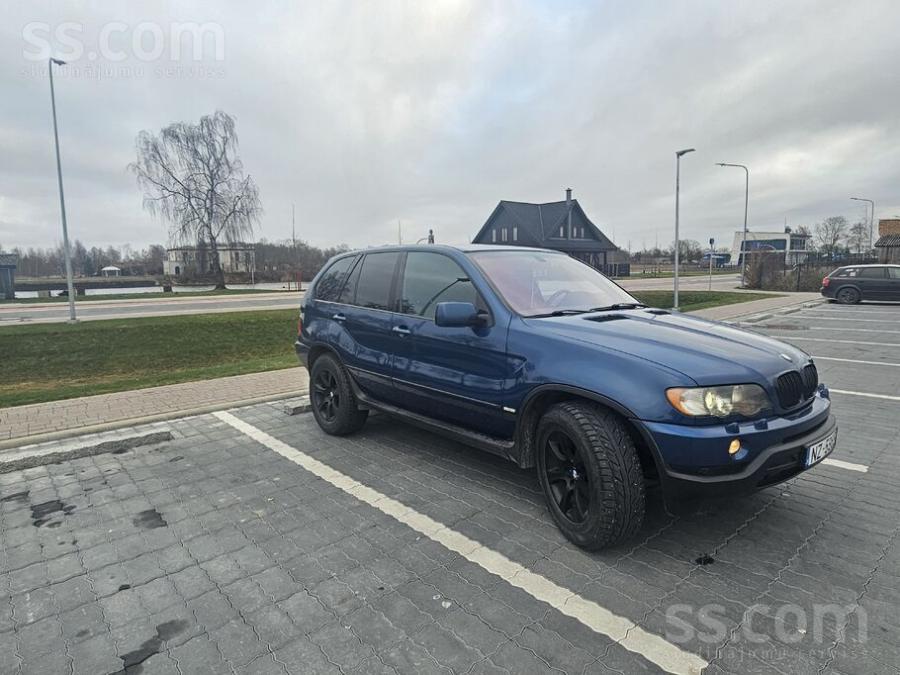 Zils BMW X5 2000 Jelgava, ar dzinēja tilpumu 3.00 L un nobraukumu 285 tūkst. km par 4300 €, foto 2 vietnē AUTOMOTO.COM.LV