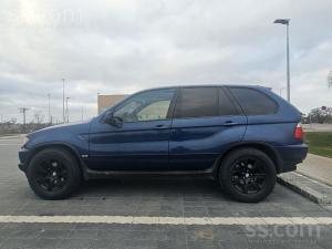 Zils BMW X5 2000 Jelgava, ar dzinēja tilpumu 3.00 L un nobraukumu 285 tūkst. km par 4300 €, foto 5 vietnē AUTOMOTO.COM.LV