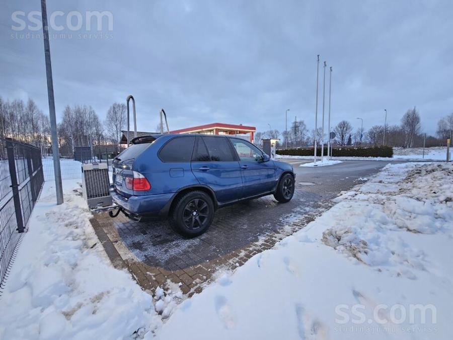 Zils BMW X5 2000 Jelgava, ar dzinēja tilpumu 3.00 L un nobraukumu 285 tūkst. km par 4300 €, foto 8 vietnē AUTOMOTO.COM.LV