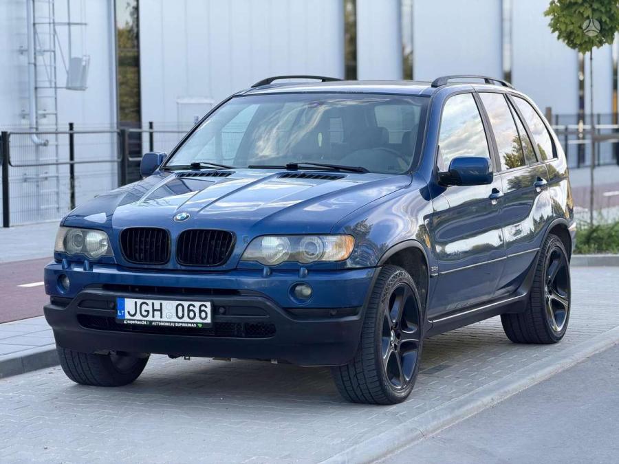 Zils BMW X5 2001 Viļņa, ar dzinēja tilpumu 2.93 L un nobraukumu 447 tūkst. km par 2650 €, foto 1 vietnē AUTOMOTO.COM.LV