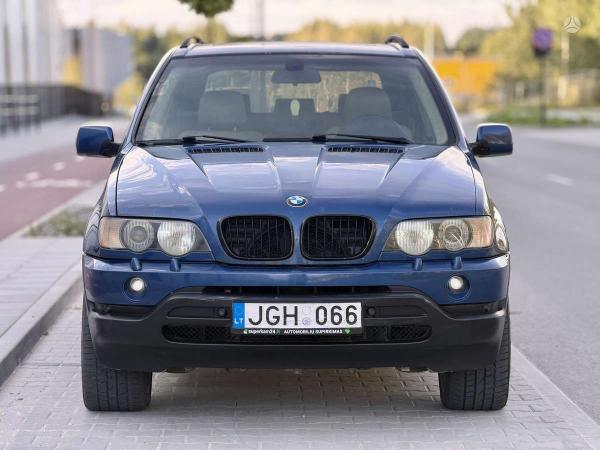 Синий БМВ Х5 2001 в Вильнюс, объемом двигателя 2.93 л и пробегом 447 тыс. км за 2650 €, фото 2 на AUTOMOTO.COM.LV