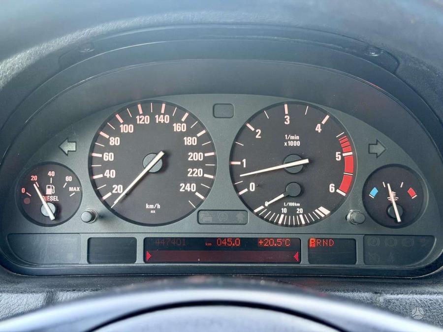 Zils BMW X5 2001 Viļņa, ar dzinēja tilpumu 2.93 L un nobraukumu 447 tūkst. km par 2650 €, foto 23 vietnē AUTOMOTO.COM.LV