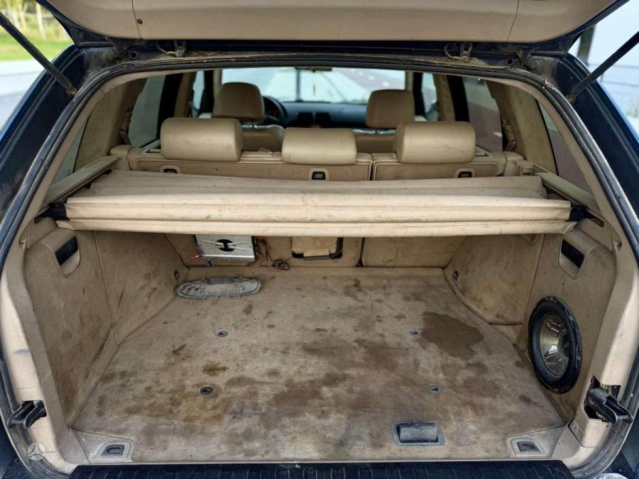 Zils BMW X5 2001 Viļņa, ar dzinēja tilpumu 2.93 L un nobraukumu 447 tūkst. km par 2650 €, foto 25 vietnē AUTOMOTO.COM.LV