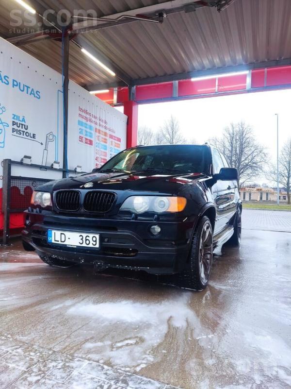 Zils BMW X5 2002 Ventspils, ar dzinēja tilpumu 3.00 L un nobraukumu 284 tūkst. km par 3500 €, foto 2 vietnē AUTOMOTO.COM.LV