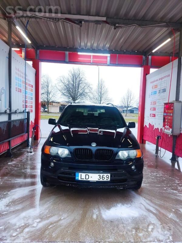 Zils BMW X5 2002 Ventspils, ar dzinēja tilpumu 3.00 L un nobraukumu 284 tūkst. km par 3500 €, foto 3 vietnē AUTOMOTO.COM.LV
