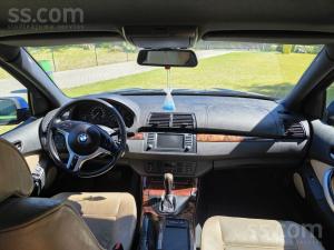 Blue BMW X5 2002 in Riga, with an engine capacity of 3.00 L and mileage of 428 thousand km for 3000 €, photo 9 on AUTOMOTO.COM.LV