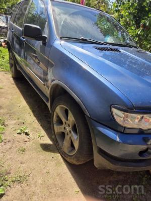 Blue BMW X5 2002 in Riga, with an engine capacity of 3.00 L and mileage of 314 thousand km for 1600 €, photo 18 on AUTOMOTO.COM.LV
