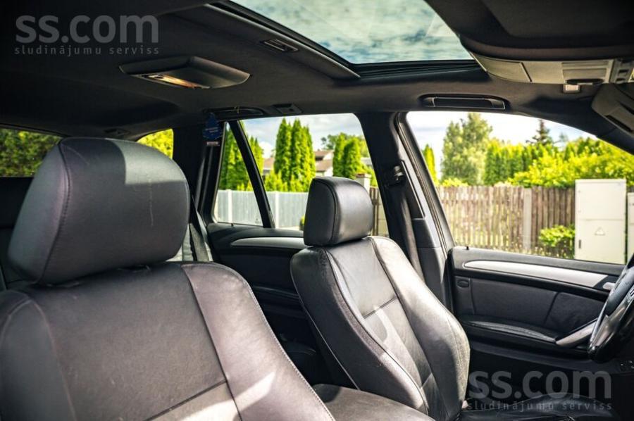 Zils BMW X5 2002 Rīga, ar dzinēja tilpumu 3.00 L un nobraukumu 397 tūkst. km par 3990 €, foto 10 vietnē AUTOMOTO.COM.LV