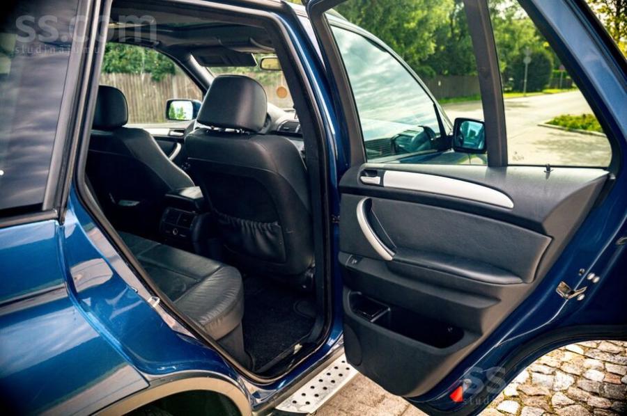 Zils BMW X5 2002 Rīga, ar dzinēja tilpumu 3.00 L un nobraukumu 397 tūkst. km par 3990 €, foto 16 vietnē AUTOMOTO.COM.LV