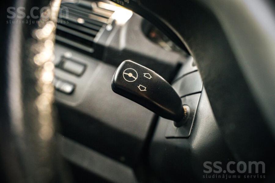 Zils BMW X5 2002 Rīga, ar dzinēja tilpumu 3.00 L un nobraukumu 397 tūkst. km par 3990 €, foto 20 vietnē AUTOMOTO.COM.LV