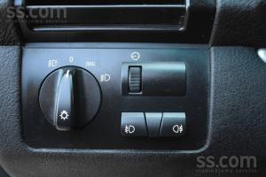 Blue BMW X5 2002 in Talsi, with an engine capacity of 3.00 L and mileage of 323 thousand km for 3500 €, photo 15 on AUTOMOTO.COM.LV