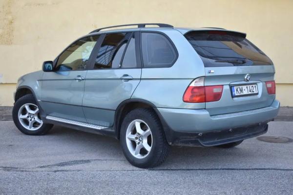 Zils BMW X5 2002 Talsi, ar dzinēja tilpumu 3.00 L un nobraukumu 323 tūkst. km par 3500 €, foto 2 vietnē AUTOMOTO.COM.LV