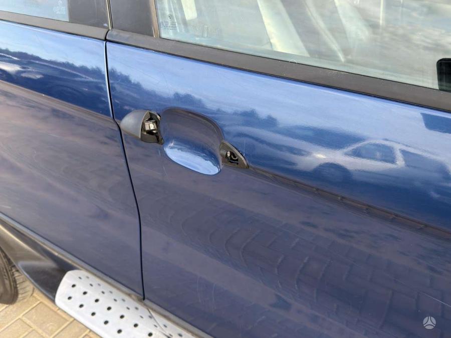 Blue BMW X5 2002 in Vilnius, with an engine capacity of 2.93 L and mileage of 359 thousand km for 2150 €, photo 11 on AUTOMOTO.COM.LV