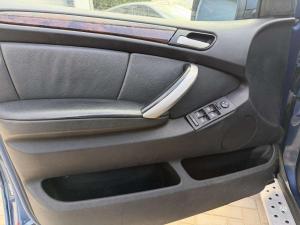Blue BMW X5 2002 in Vilnius, with an engine capacity of 2.93 L and mileage of 359 thousand km for 2150 €, photo 16 on AUTOMOTO.COM.LV