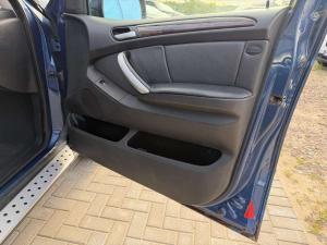 Blue BMW X5 2002 in Vilnius, with an engine capacity of 2.93 L and mileage of 359 thousand km for 2150 €, photo 22 on AUTOMOTO.COM.LV