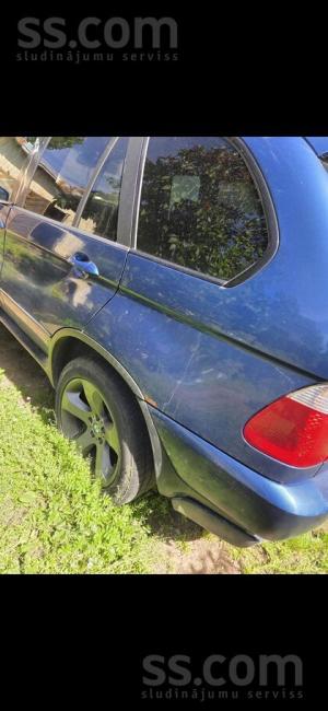 Zils BMW X5 2002 Rīga, ar dzinēja tilpumu 3.00 L un nobraukumu 375 tūkst. km par 2000 €, foto 6 vietnē AUTOMOTO.COM.LV