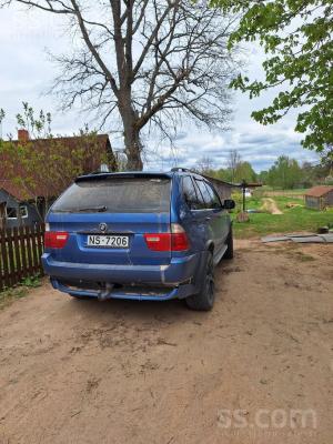 Zils BMW X5 2003 Cēsis, ar dzinēja tilpumu 3.00 L un nobraukumu 486 tūkst. km par 2500 €, foto 4 vietnē AUTOMOTO.COM.LV