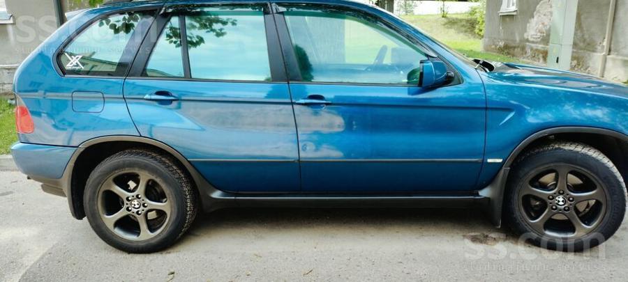 Zils BMW X5 2003 Daugavpils, ar dzinēja tilpumu 3.00 L un nobraukumu 410 tūkst. km par 5000 €, foto 3 vietnē AUTOMOTO.COM.LV