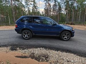 Blue BMW X5 2003 in Riga, with an engine capacity of 3.00 L and mileage of 565 thousand km for 4550 €, photo 8 on AUTOMOTO.COM.LV