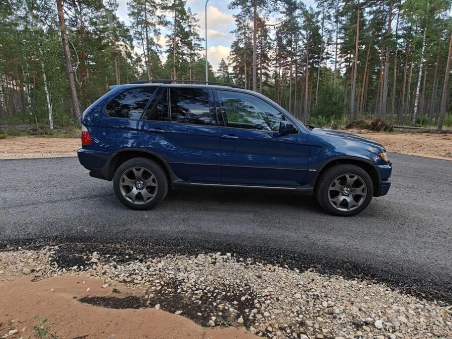 Blue BMW X5 2003 in Riga, with an engine capacity of 3.00 L and mileage of 565 thousand km for 4550 €, photo 8 on AUTOMOTO.COM.LV