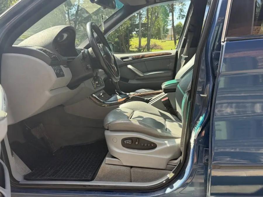 Zils BMW X5 2003 Rēzekne, ar dzinēja tilpumu 3.00 L un nobraukumu 501 tūkst. km par 3490 €, foto 9 vietnē AUTOMOTO.COM.LV