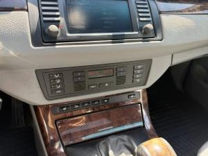Zils BMW X5 2003 Rēzekne, ar dzinēja tilpumu 3.00 L un nobraukumu 501 tūkst. km par 3490 €, foto 12 vietnē AUTOMOTO.COM.LV