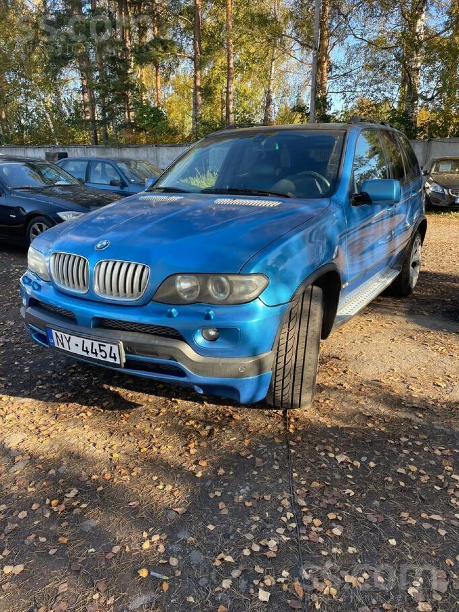 Blue BMW X5 2004 in Riga, with an engine capacity of 4.40 L and mileage of 311 thousand km for 4900 €, photo 1 on AUTOMOTO.COM.LV