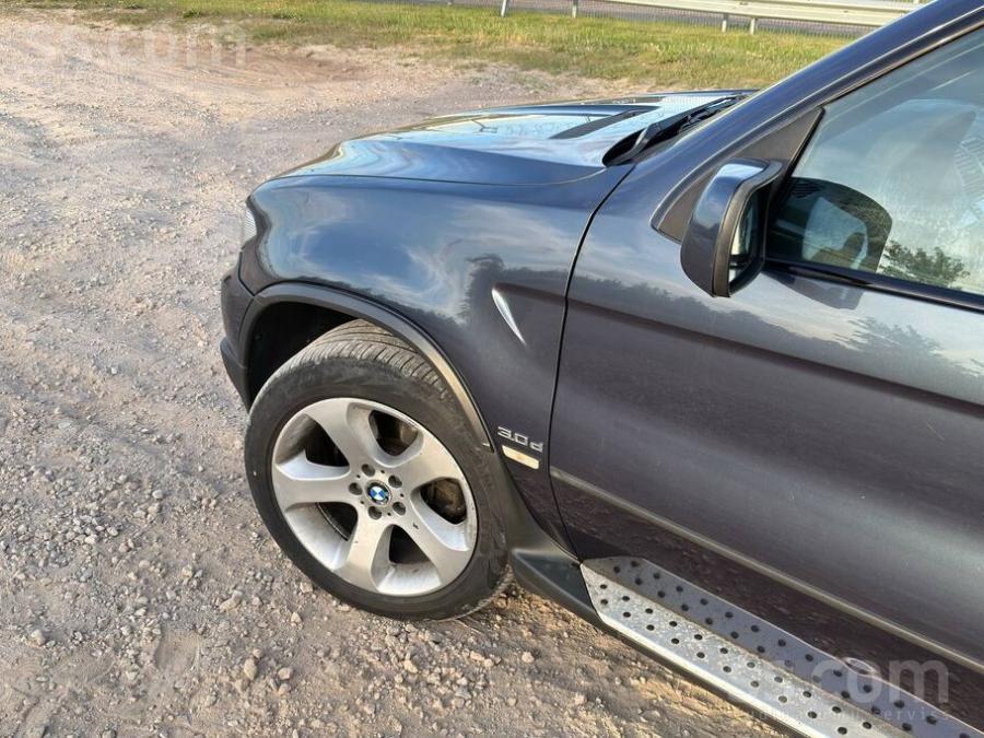 Zils BMW X5 2004 Rīga, ar dzinēja tilpumu 3.00 L un nobraukumu 297 tūkst. km par 5500 €, foto 4 vietnē AUTOMOTO.COM.LV